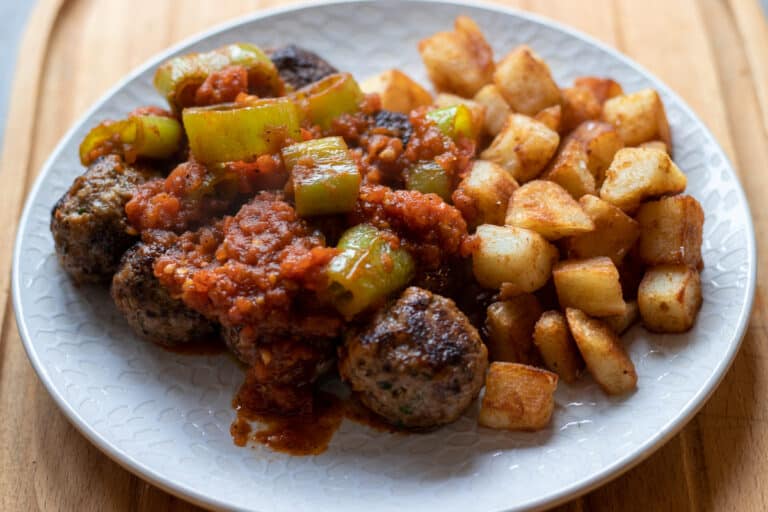Crispy Sauté Potatoes with Garlic - Cooking Gorgeous