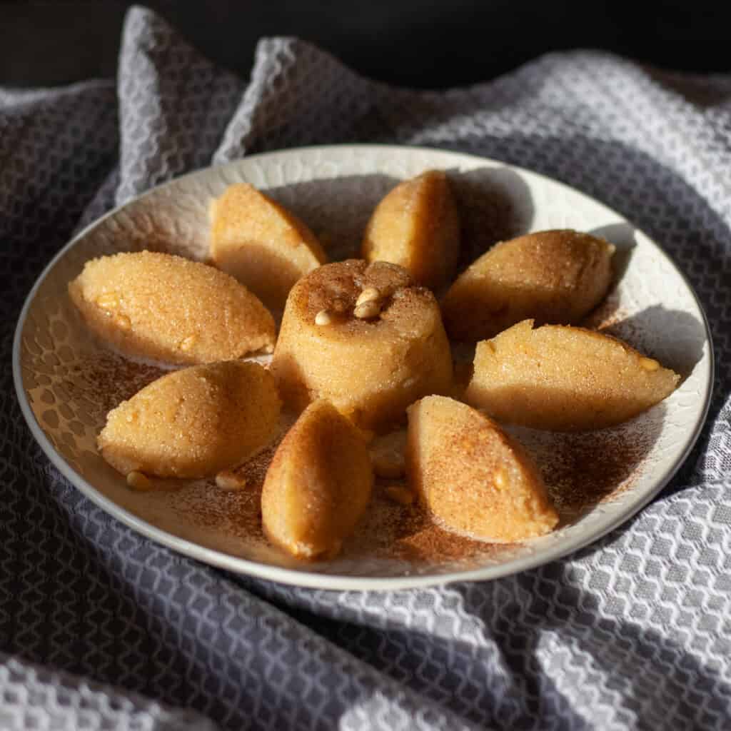 Irmik Helvasi (Turkish Semolina Halva) Recipe - Cooking Gorgeous