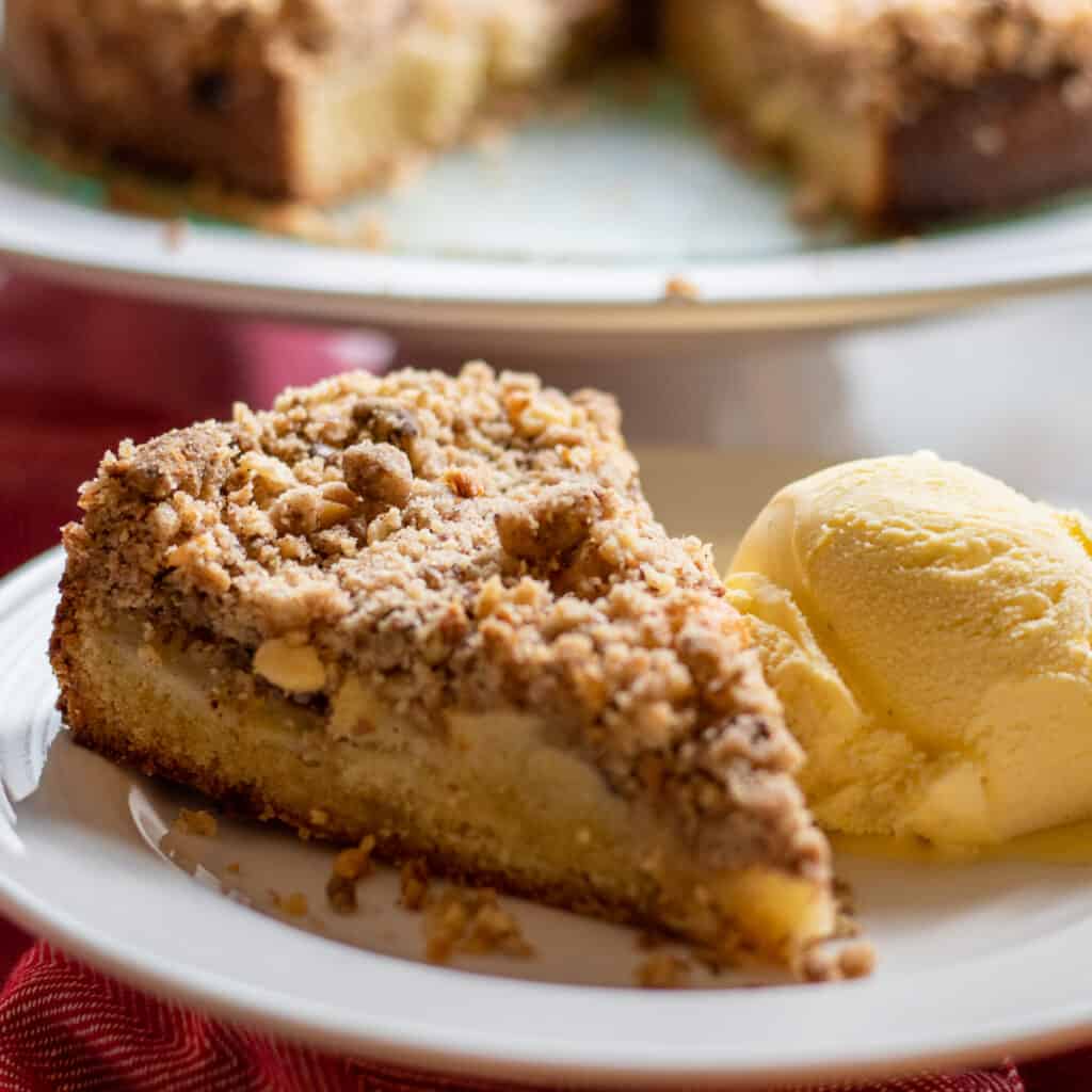 Easy Apple Crumb Cake - Cooking Gorgeous