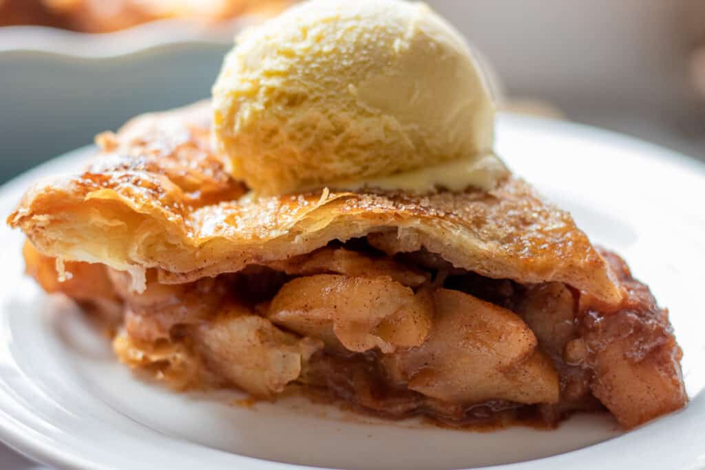 Easy Puff Pastry Apple Pie - Cooking Gorgeous