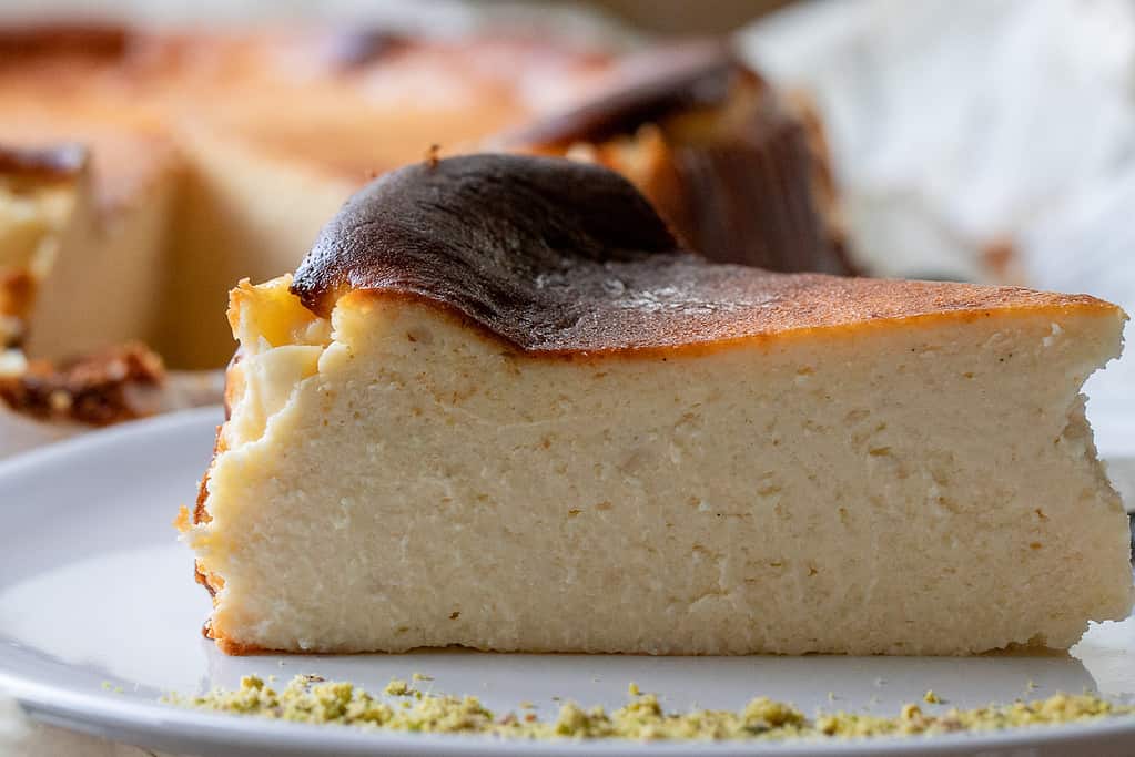 Basque Burnt Cheesecake (San Sebastian Cheesecake) - Cooking Gorgeous