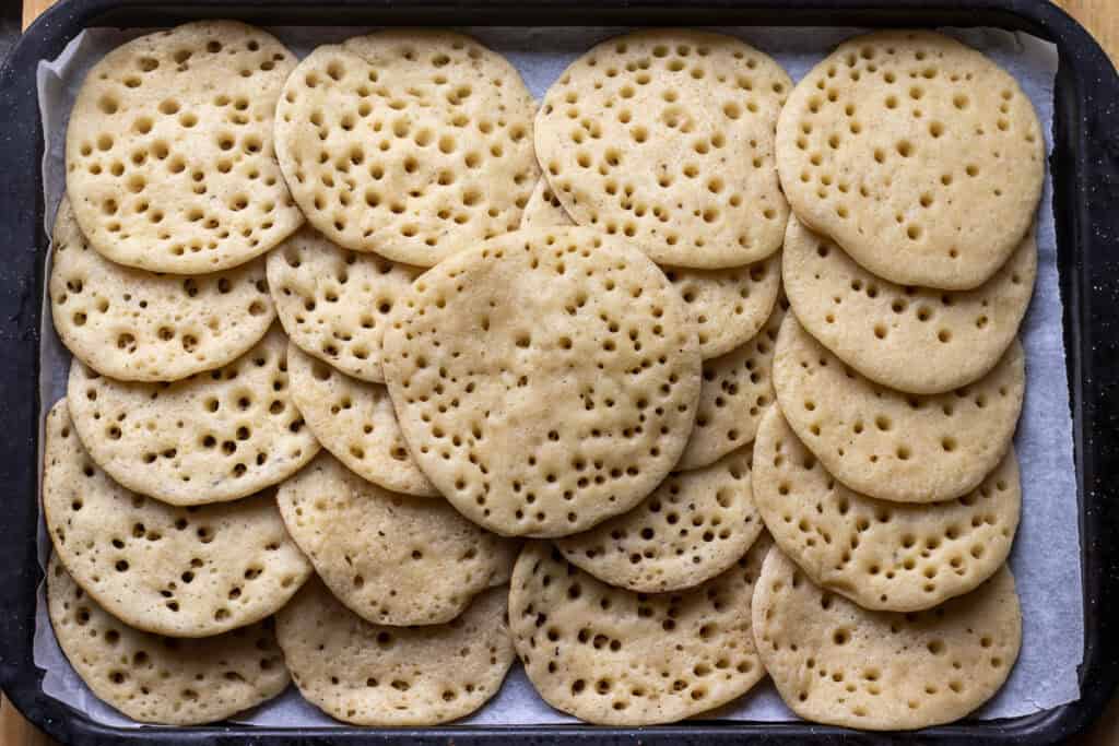 Qatayef - Middle Eastern Stuffed Pancakes - Cooking Gorgeous
