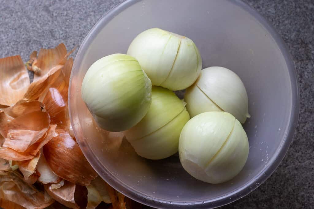 Rice Stuffed Onions - Sogan Dolmasi - Cooking Gorgeous