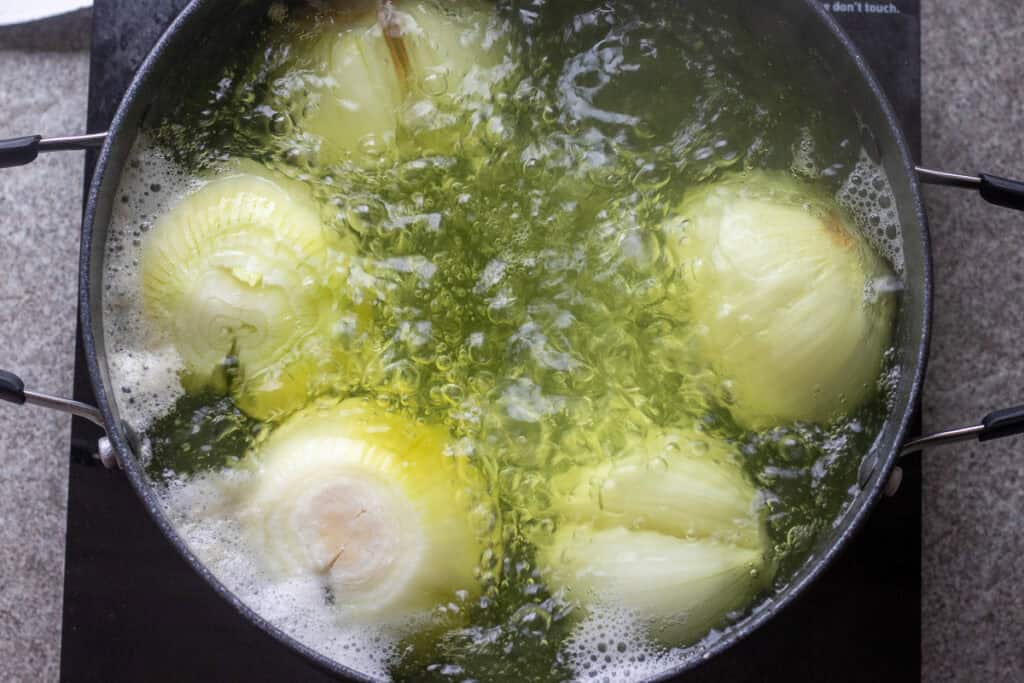 Rice Stuffed Onions - Sogan Dolmasi - Cooking Gorgeous