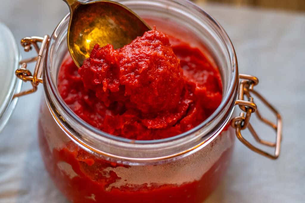 Biber Salçası - Turkish Red Pepper Paste - Cooking Gorgeous